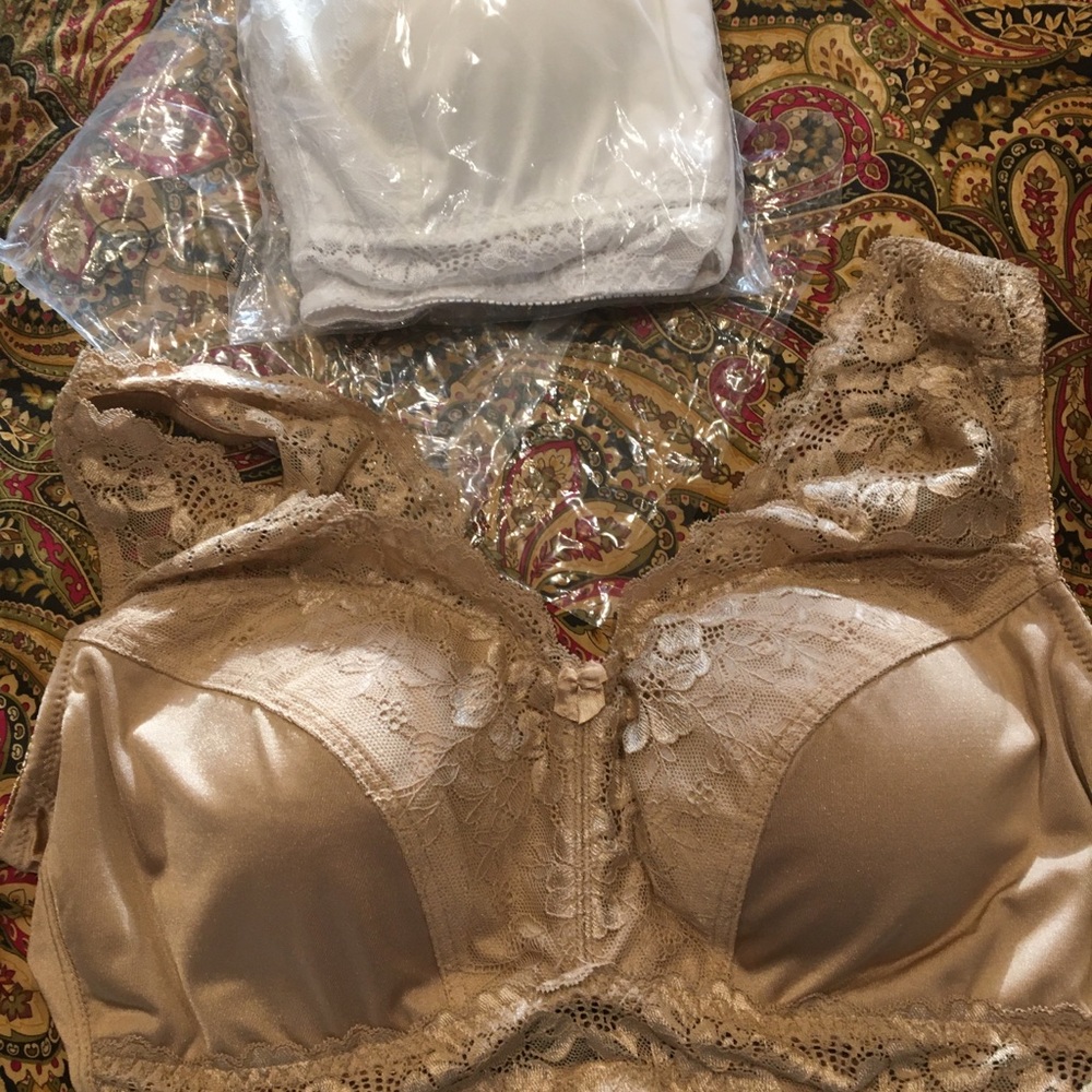 Rhonda Shear Molded Cup Lace Overlay 3x Bundle (2) New - Gem